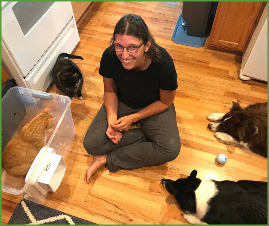 Laura Perkins – Laura Perkins Animal Behavior [Episode 26] | Animal ...